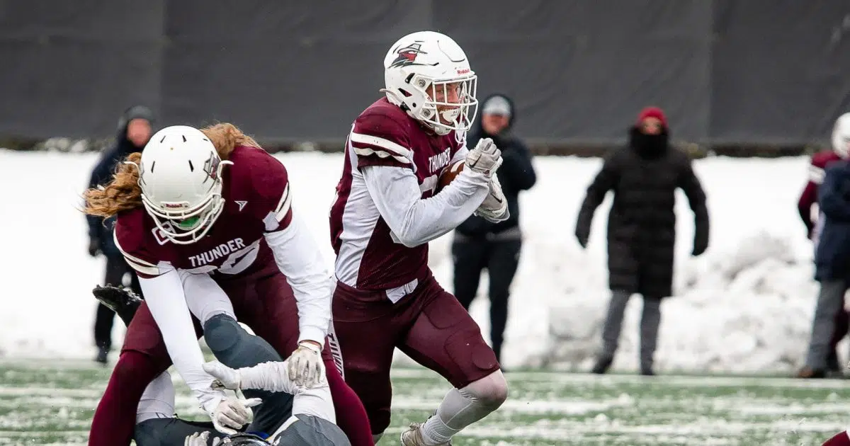 Thunder and Huskies tackle playoff games in the cold | 650 CKOM