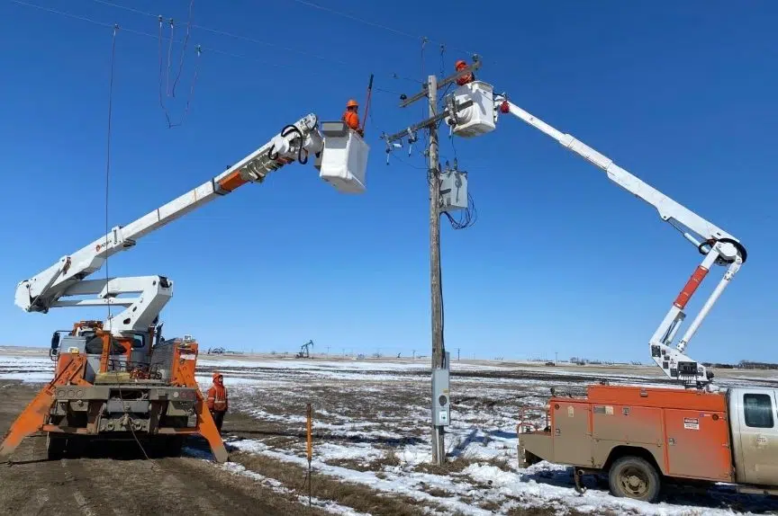 What’s it like to work in the cold? SaskPower line worker chimes in ...
