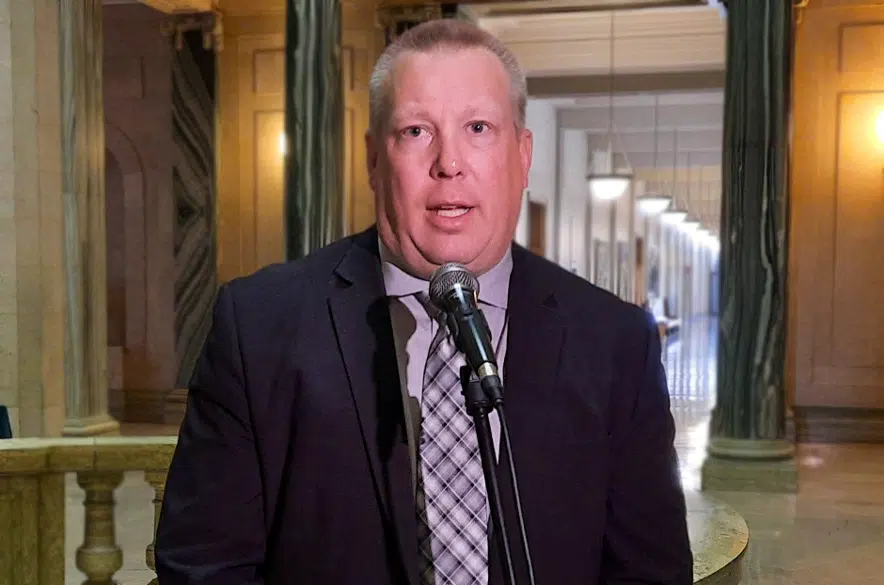 Minister accepts auditor’s recommendations, but defends program | 650 CKOM