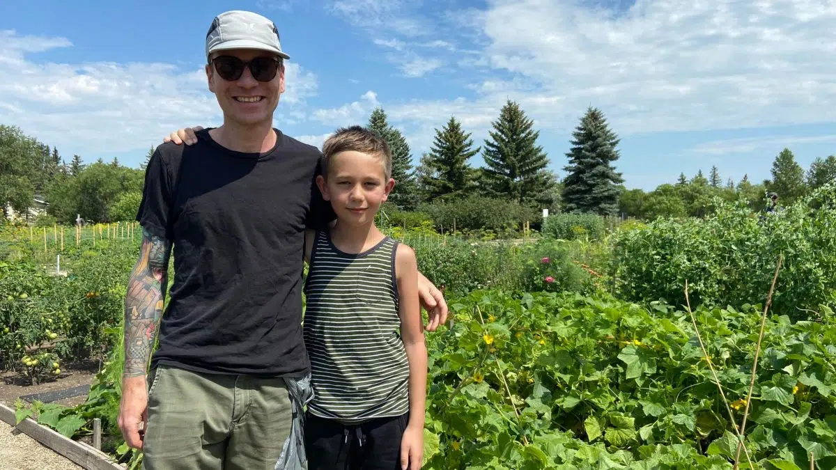 Furry friends and green thumbs: Heat not stopping fun in the sun | 980 CJME