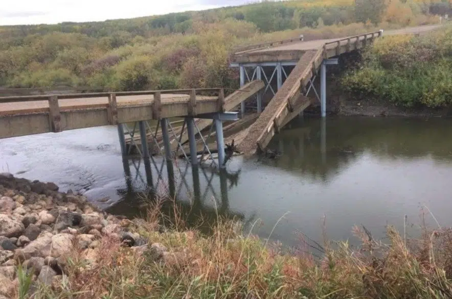 Engineer suspended over collapsed bridge facing further discipline ...