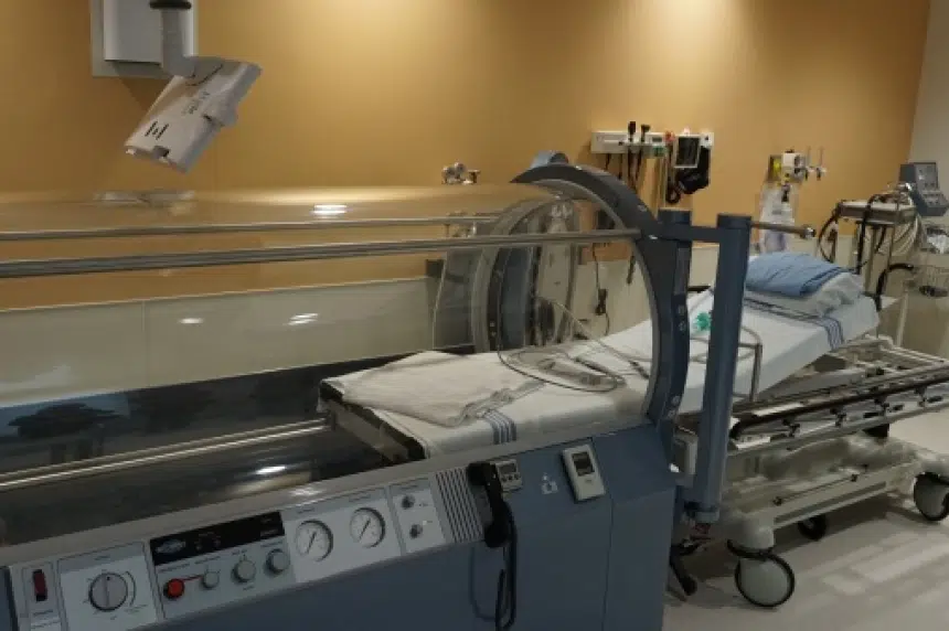 New hyperbaric chamber opens at Moose Jaw hospital | 650 CKOM