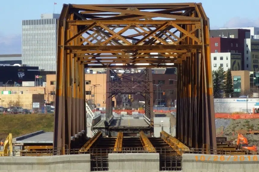 Mock rescue excercise on Saskatoon Traffic Bridge | 650 CKOM