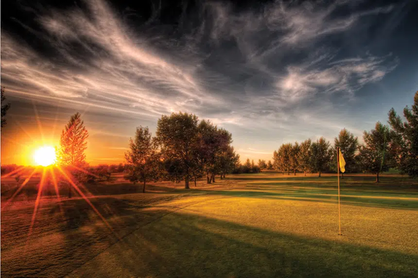 Last swing of the season: Saskatoon golf courses to close | 650 CKOM