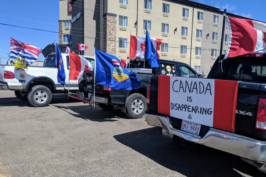 Horn-blaring yellow vest convoy zips through Saskatoon | 650 CKOM