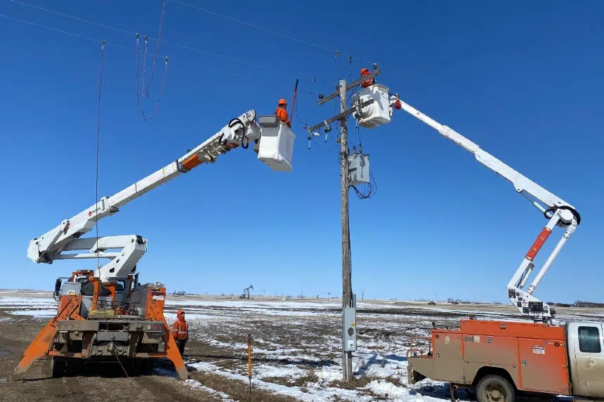 In the dark: SaskPower says 500 customers won’t have power overnight ...