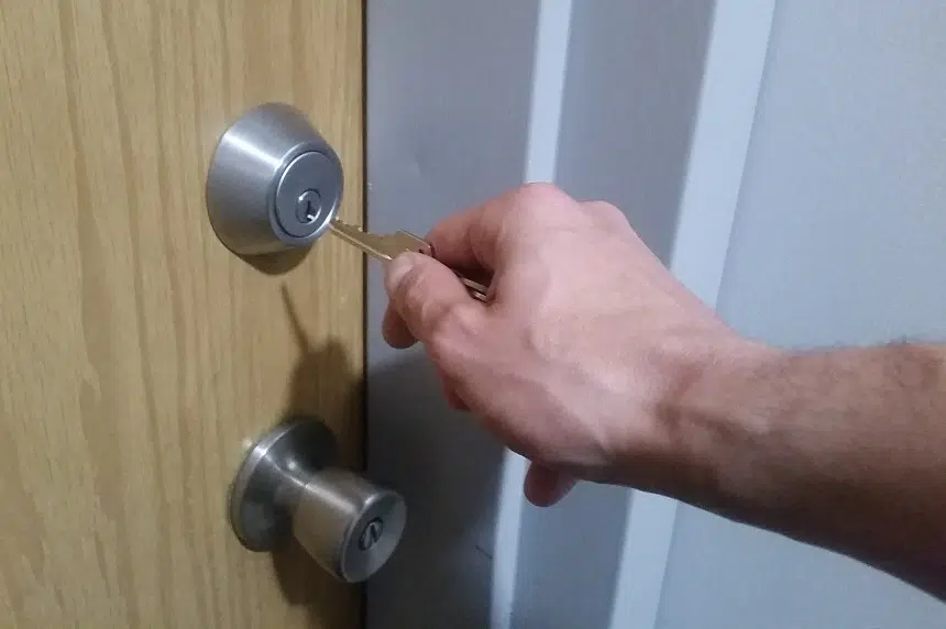 Double-check locks before leaving on vacation, police say | 650 CKOM