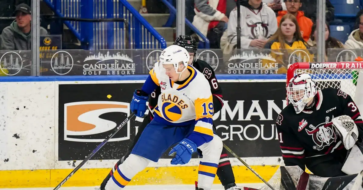 Blades limit Rebels’ shots in victory over Red Deer | 980 CJME