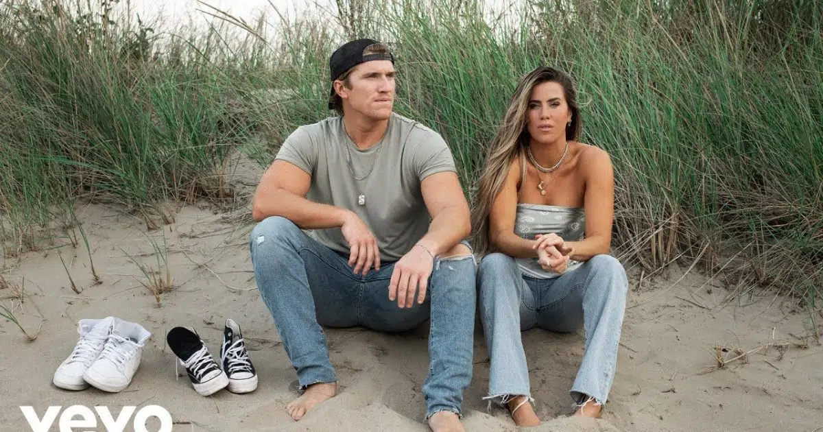 Hot or Not: The Reklaws – “Good Ol’ Days” | 93.7 JR Country