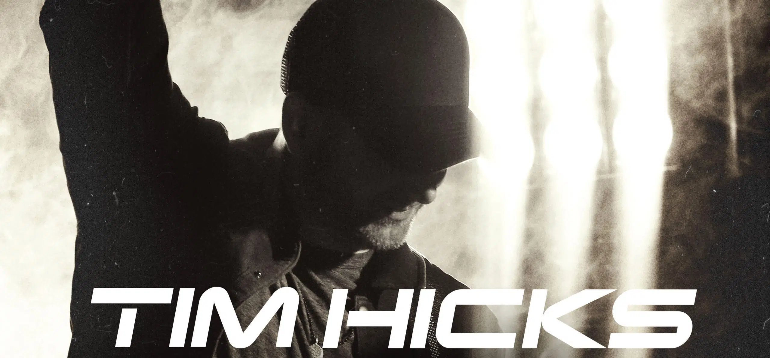 Tim Hicks | QX104 - Country