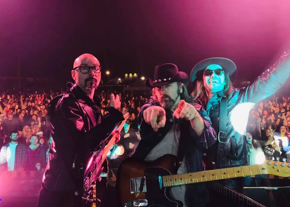 Coast 2 Coast Close-Up: The Road Hammers | CJVR Today's Best Country