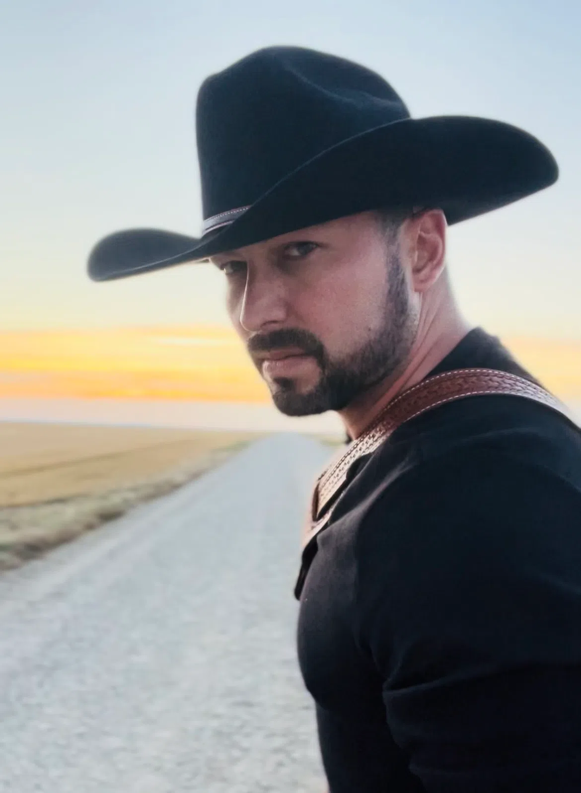 Saskatchewan Country Closeup – Dereck Wilson | Saskatchewan Country CJNB