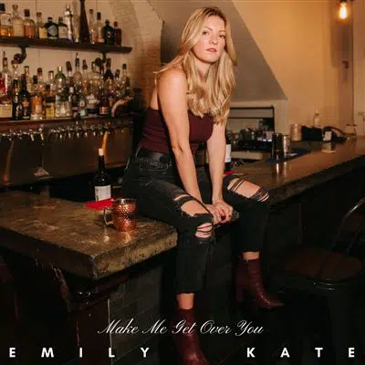 Coast 2 Coast Closeup – Emily Kate | Saskatchewan Country CJNB