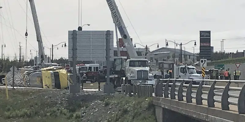 Crews Clear Tractor-Trailer from Galway Roundabout | VOCM