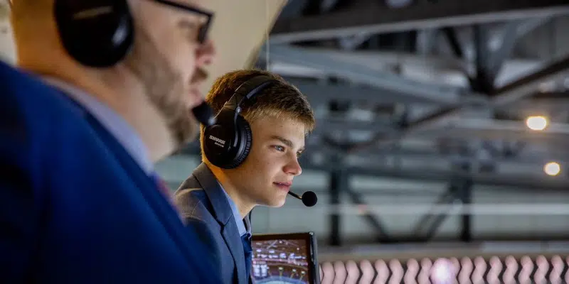 Teen Commentator Calls Growlers Game, Gets Hockey Night in Canada ...