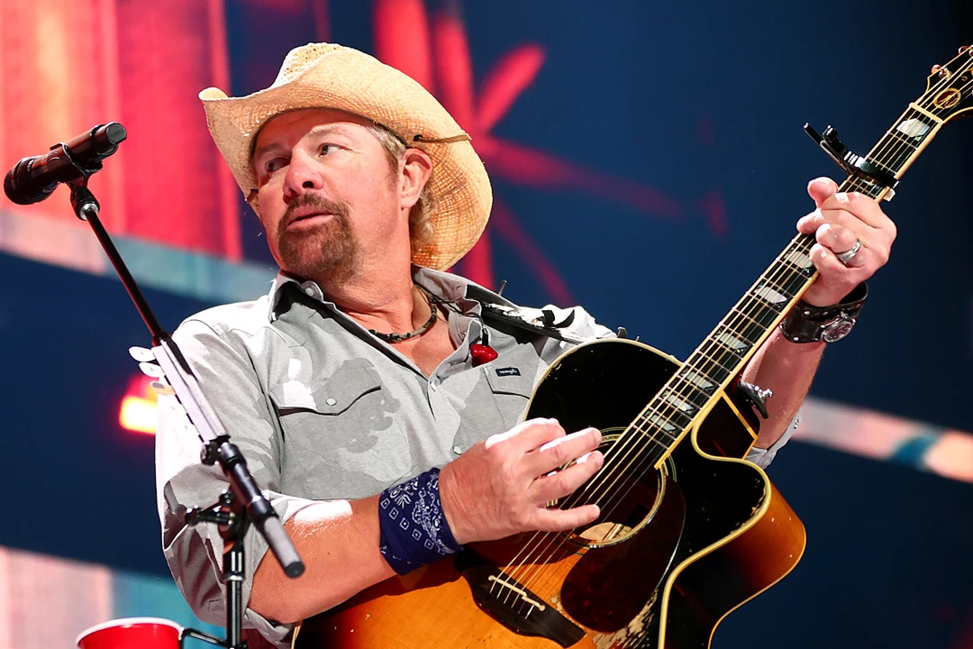 Toby Keith Readies ‘America’ EP For Memorial Day Weekend | DRGNews